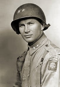 Général Gavin. James Maurice Gavin